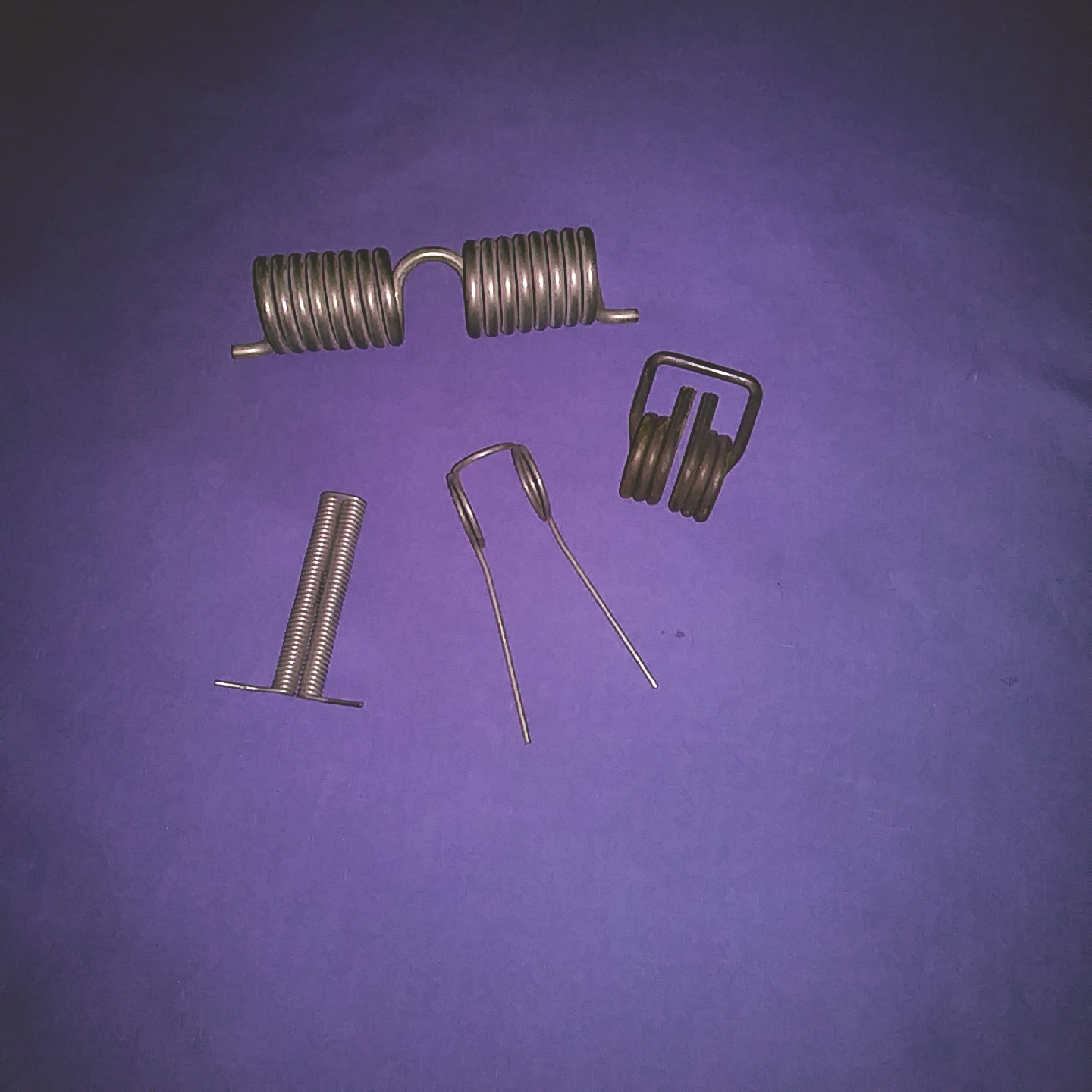 d-torsion-red-dark – Greening Spring & Wire Ltd